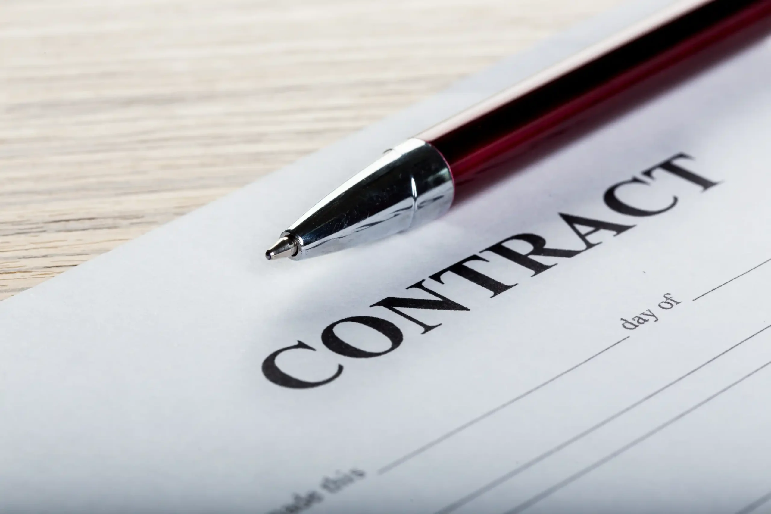 Essential Contract Clauses for Web Designers and Creatives